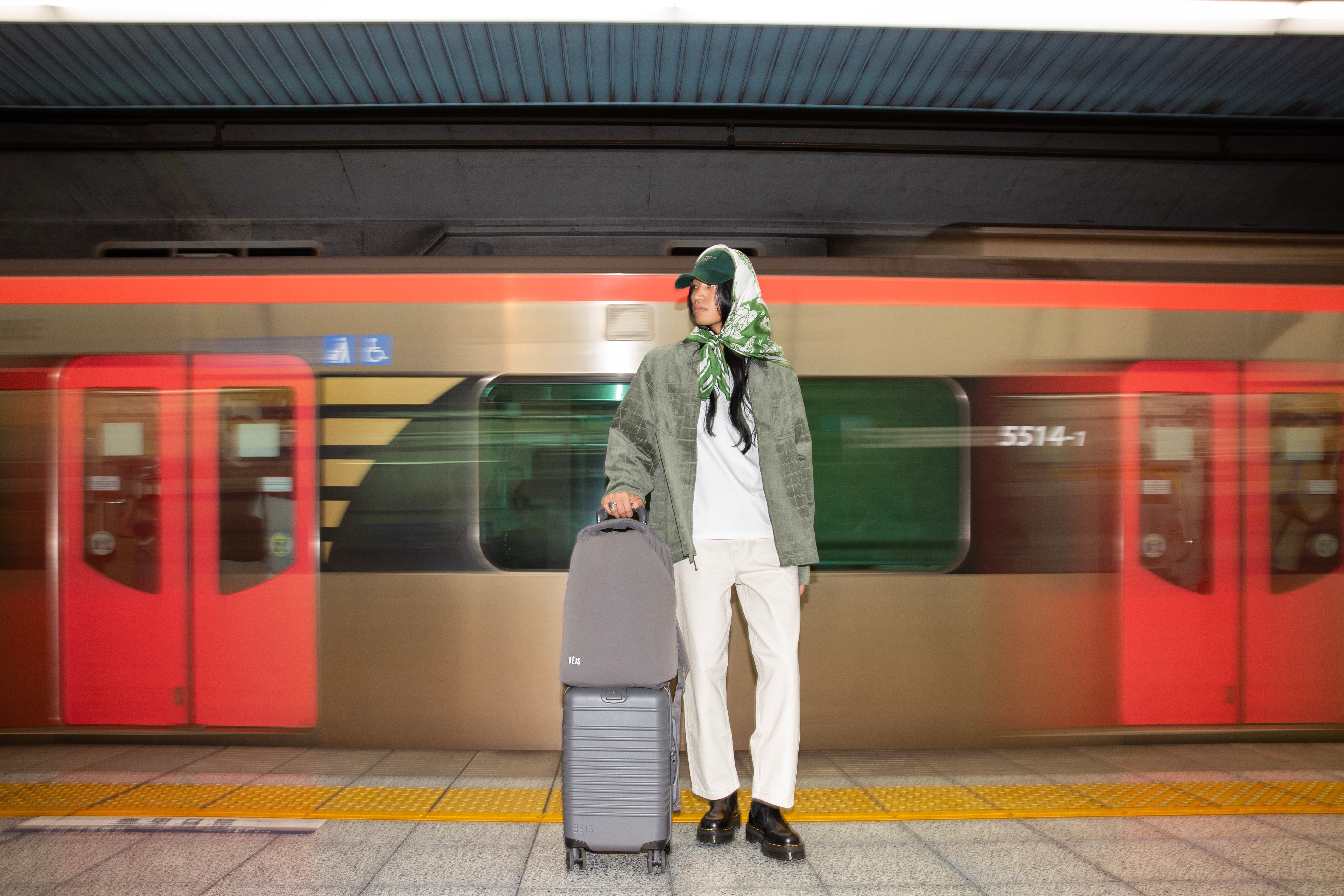 BÉIS Air Collection – Lightweight Travel & Commuter Bags
