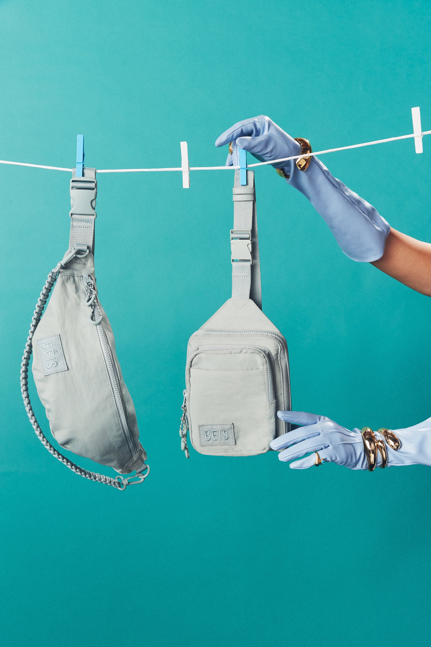 BÉIS 'The Sport Pack' in Slate - Chic, Green Belt Bag