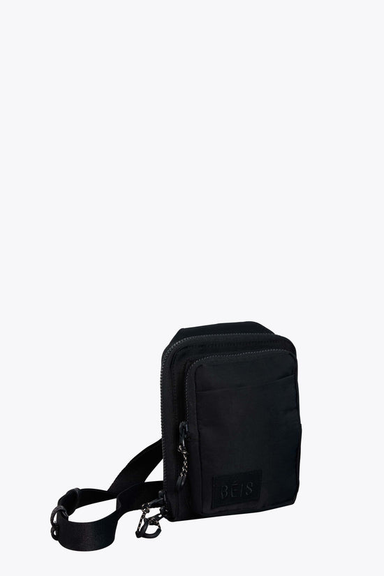 BÉIS 'The Sport Sling' in Black - Crossbody Athletic Gym Bag