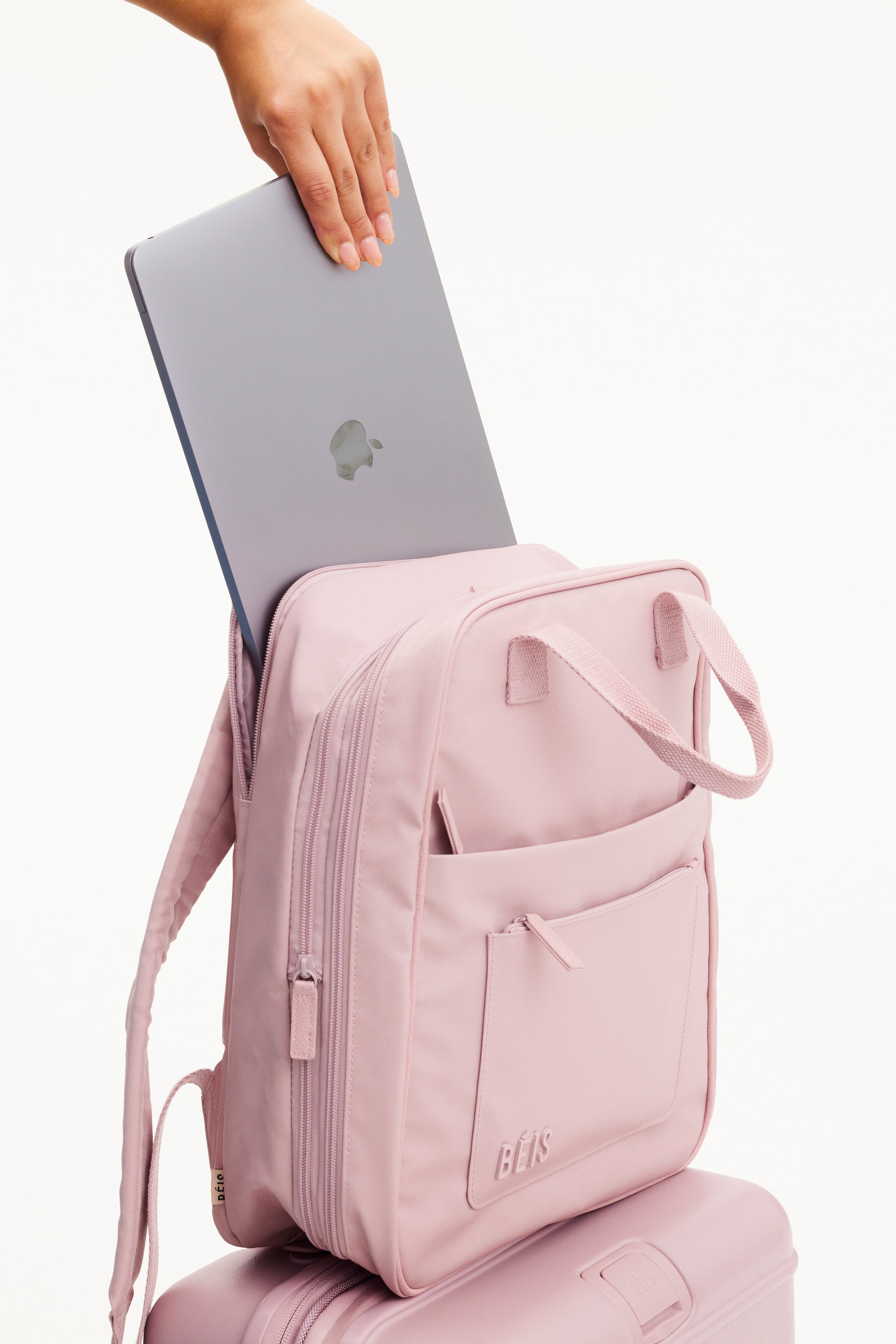 BÉIS 'The Expandable Backpack' in Atlas Pink - Expandable Travel ...