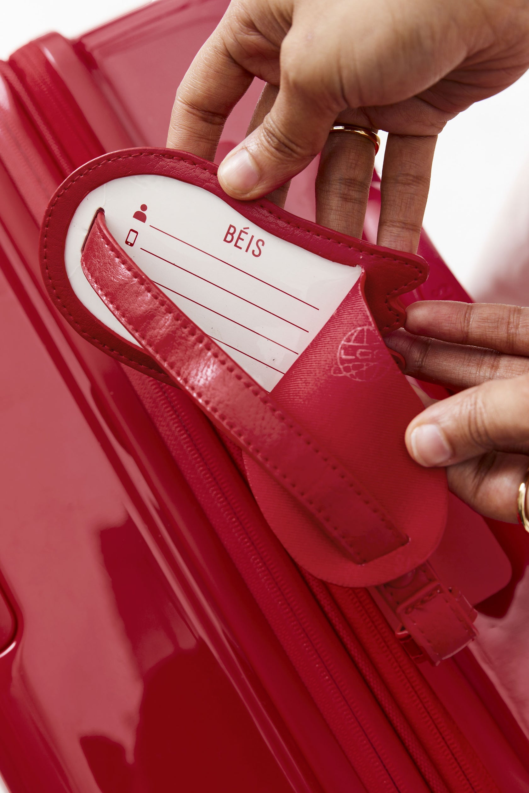 BÉIS x Lonely Ghost 'The Passport & Luggage Tag Set' in Text Me Red