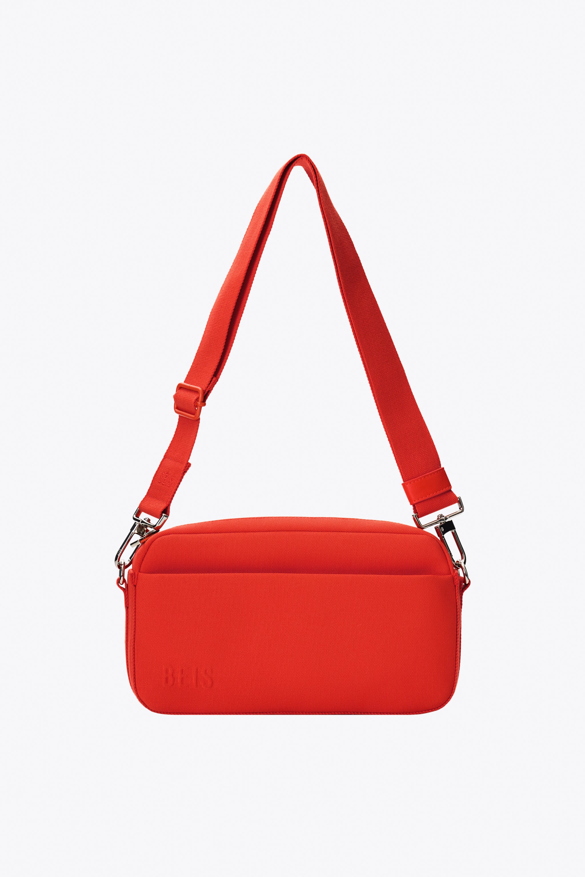 BÉIS 'The Travel Crossbody' in Flame - Crossbody Bag and Crossbody ...