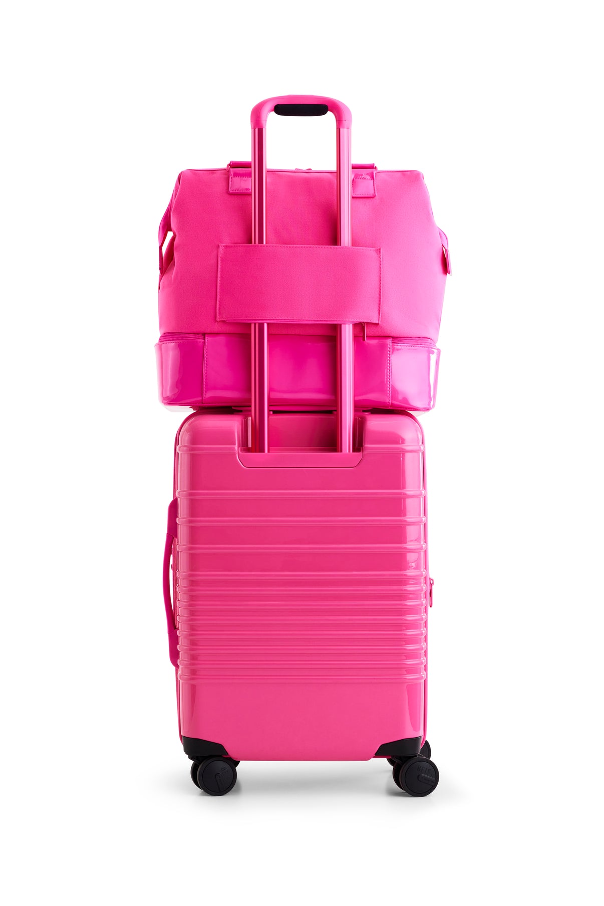 BÉIS 'The Carry-On Roller' in Barbie™ Pink - 21" Carry On Pink Luggage ...