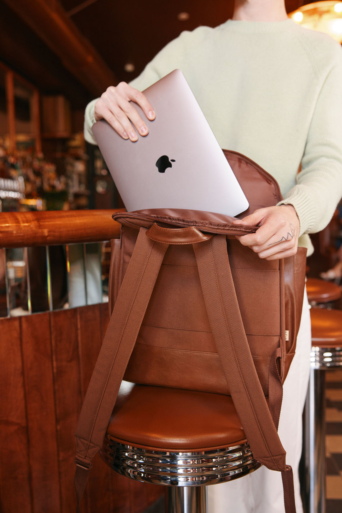 BÉIS 'The Travel Backpack' in Maple - Brown Travel Backpack with Laptop ...