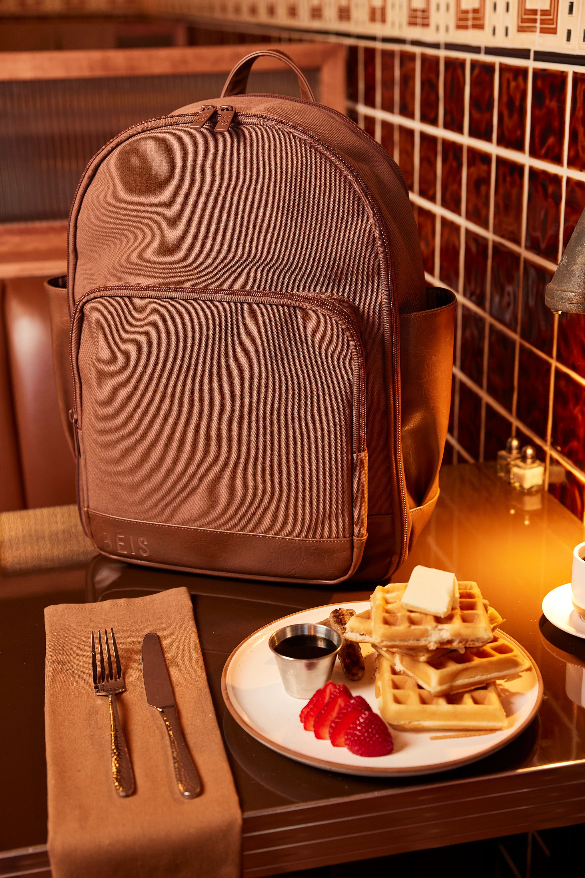 BÉIS 'The Travel Backpack' in Maple - Brown Travel Backpack with Laptop ...