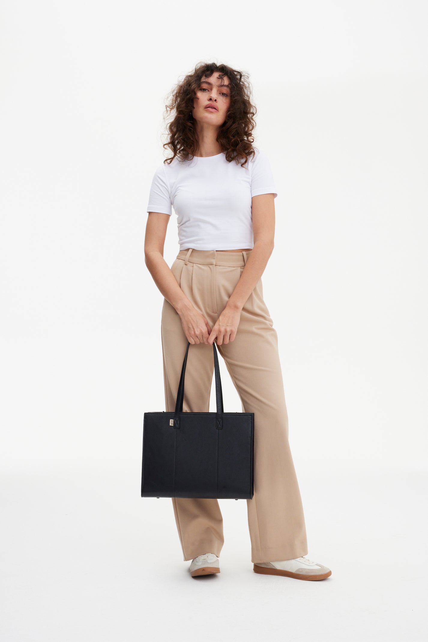BÉIS 'The Work Tote' in Black - Black Work Bag For Women & Laptop Tote Bag