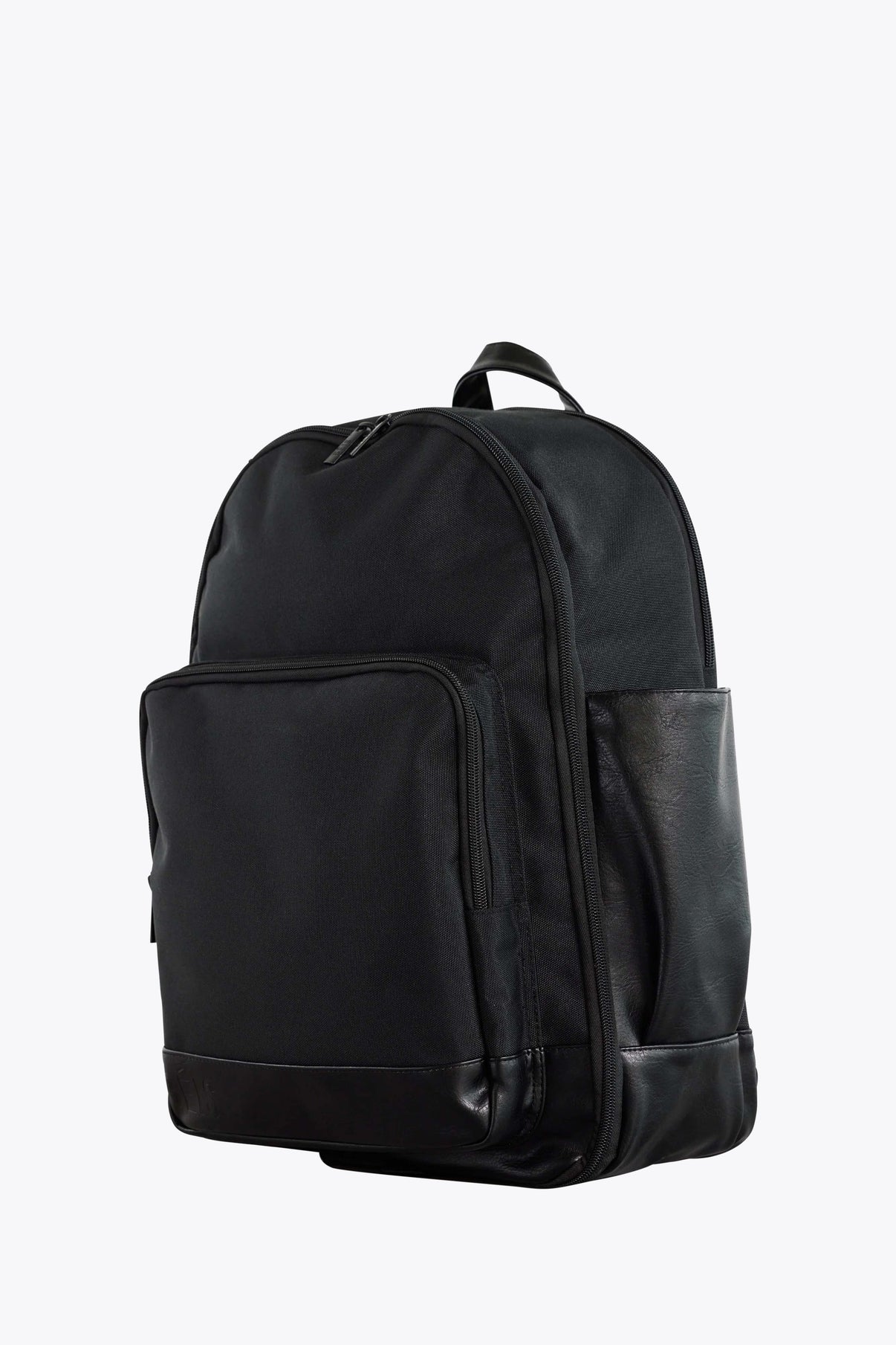 BÉIS 'The Travel Backpack' in Black - Black Carry-On Travel Backpack ...