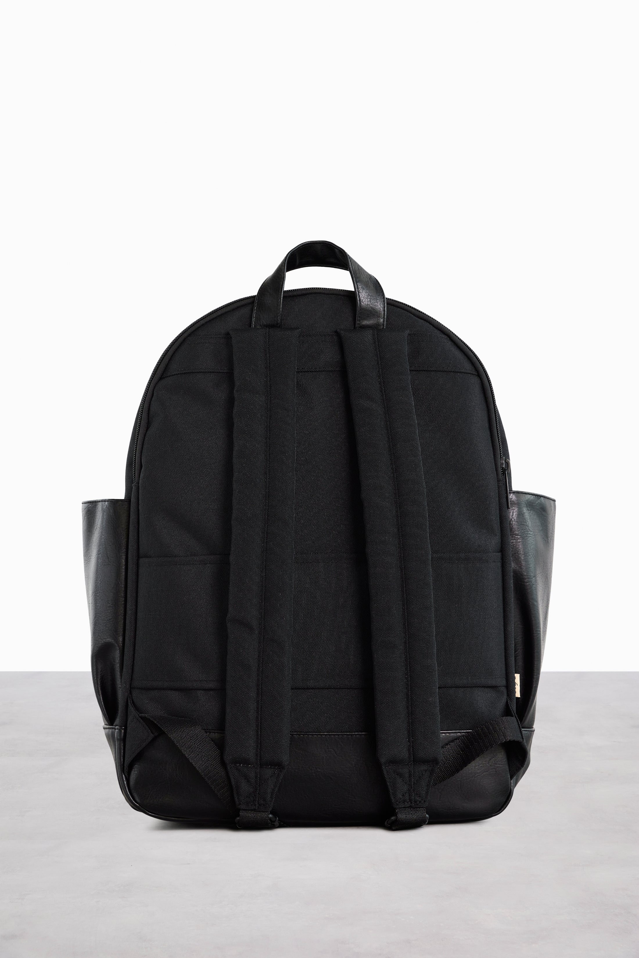 BÉIS 'The Backpack' in Black - Black Carry-On Travel Backpack & Laptop ...