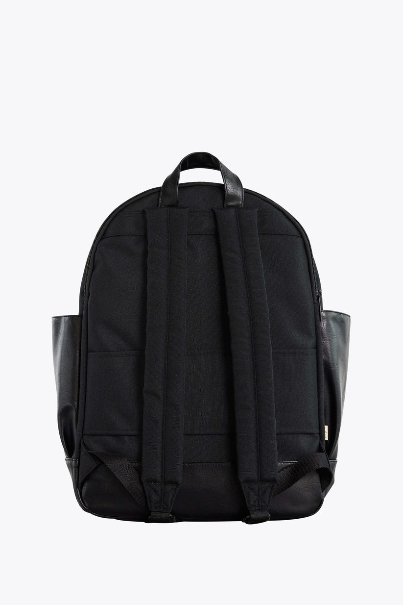 BÉIS 'The Travel Backpack' in Black - Black Carry-On Travel Backpack ...