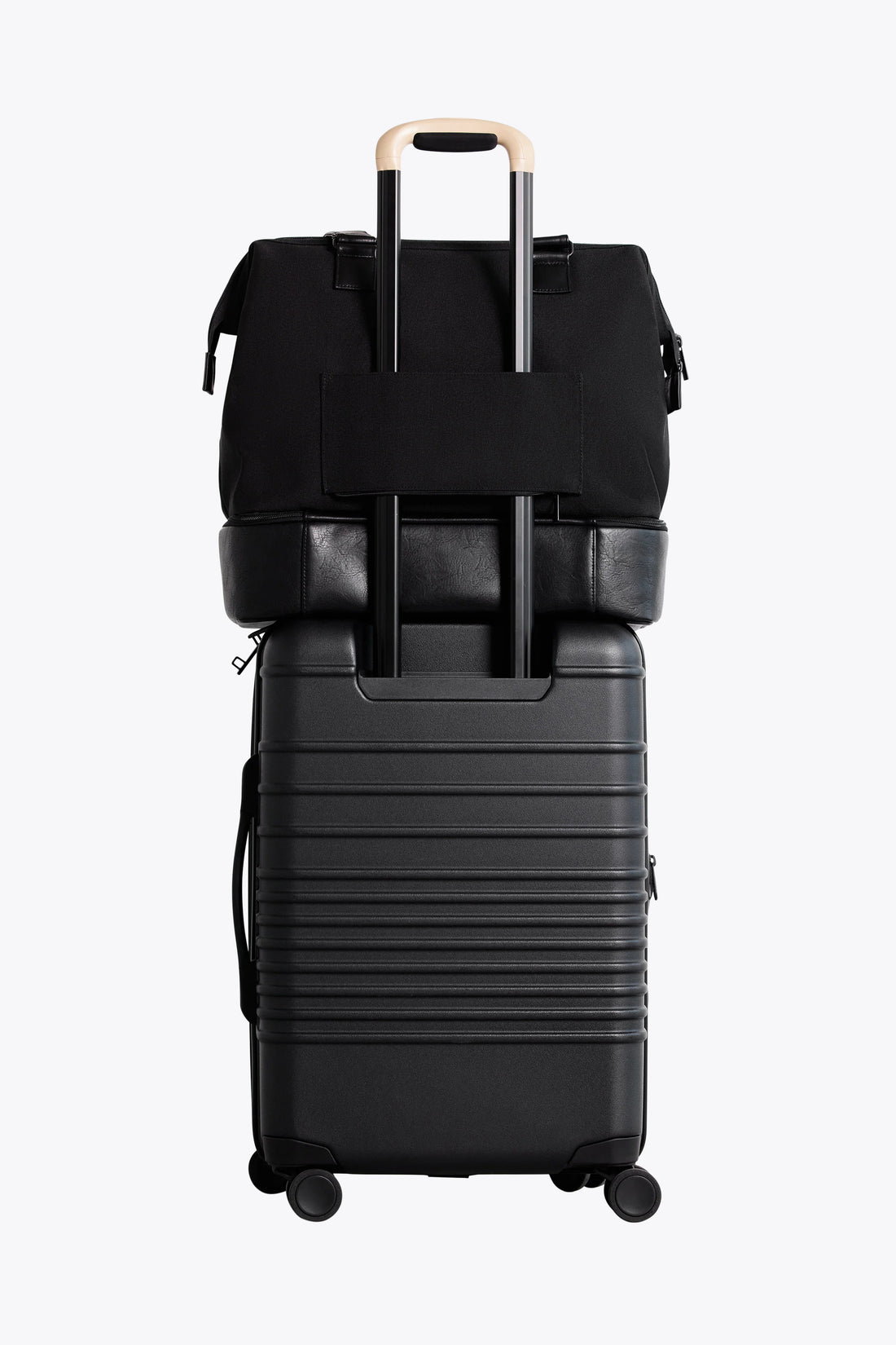 BÉIS 'The Mini Weekender' in Black - Black Travel Bag & Duffle Bag