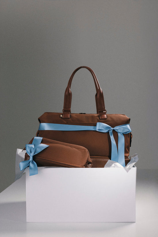 BÉIS ' The Weekend Travel Set" in Maple - Weekender Bag + Dopp Kit ...