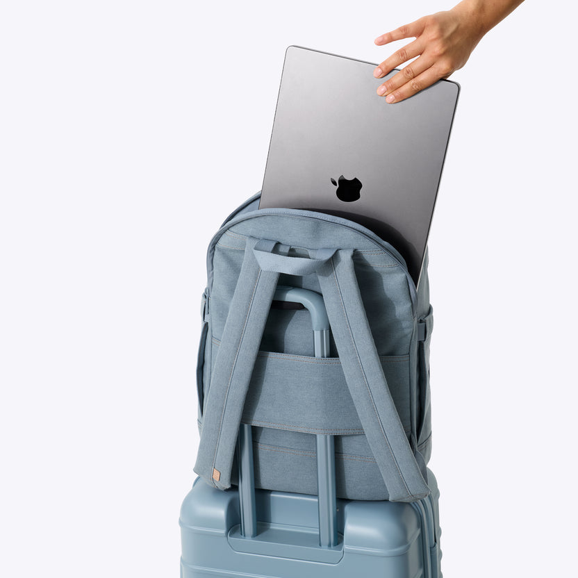 Gap x BÉIS The Travel Backpack in Denim Blue