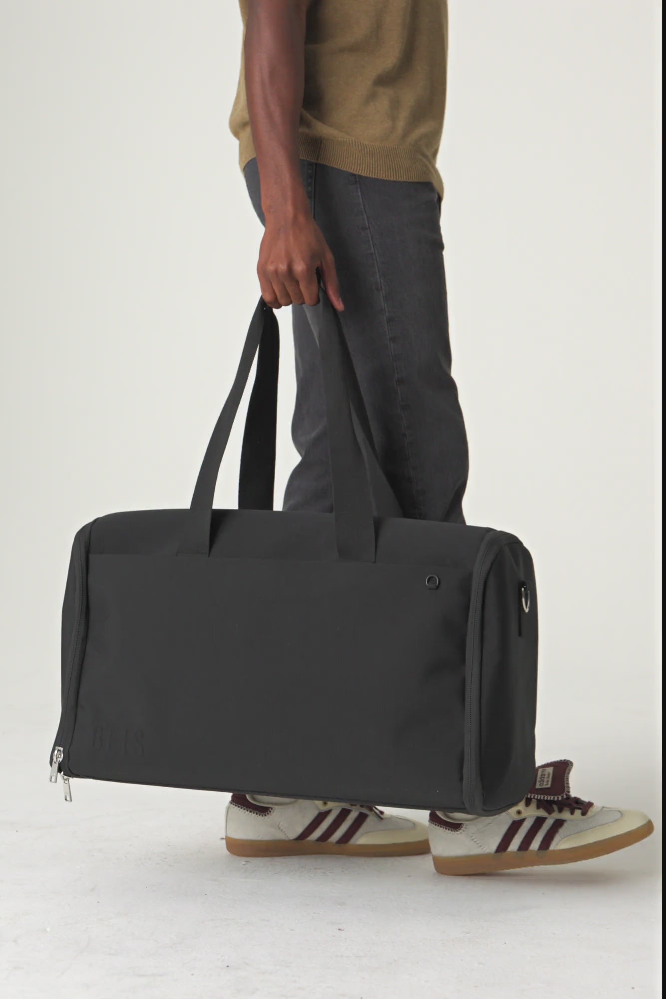 BÉIS 'The Garment Duffle Bag' in Black - Black Garment Duffle Bag ...