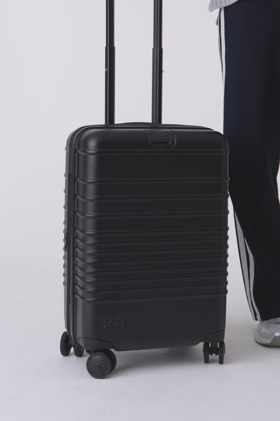 BÉIS 'The Carry-On Roller' in All Black - All Black Carry On Rolling ...
