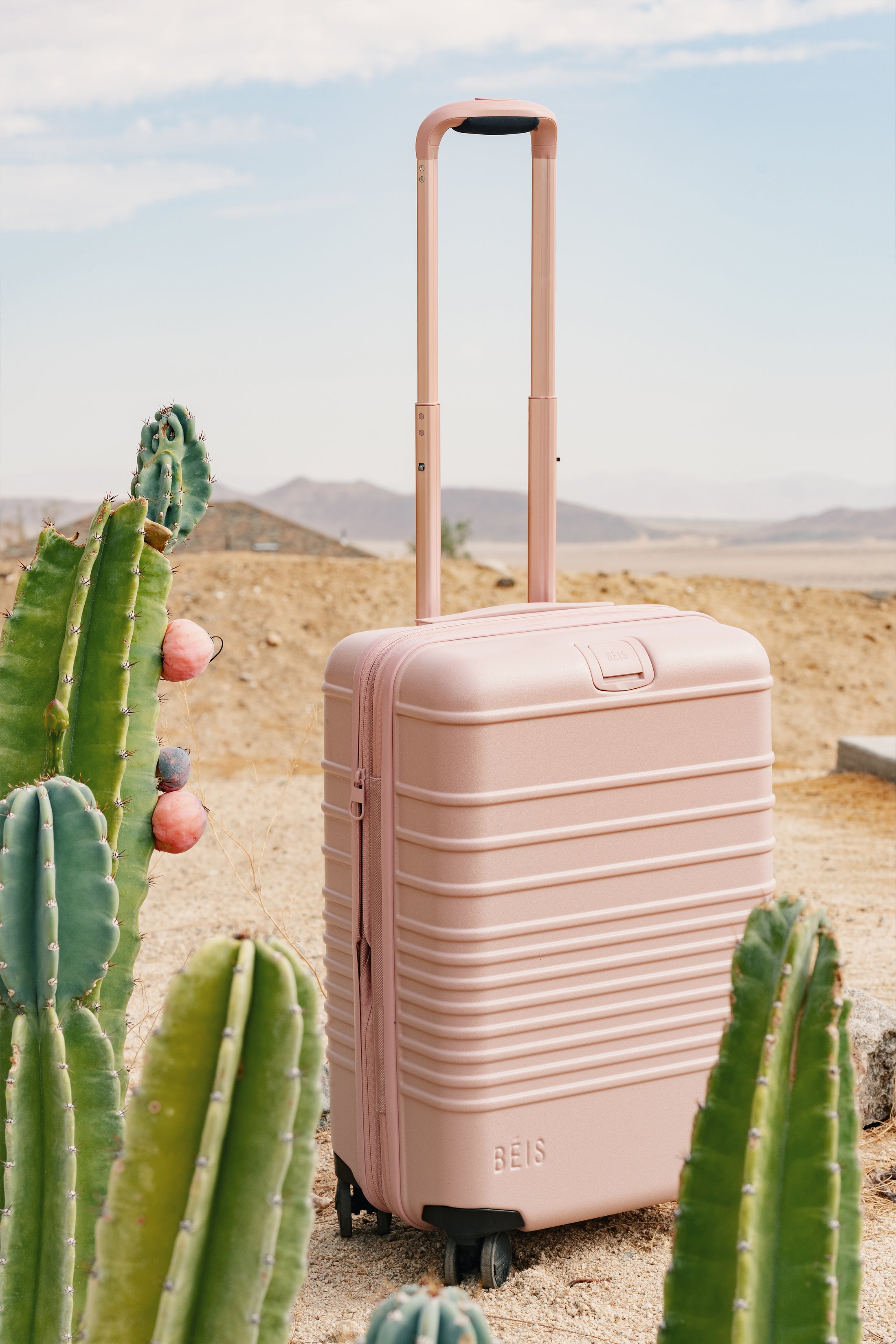 BÉIS 'The Carry-On Roller' in Atlas Pink - Pink Carry On Suitcase ...