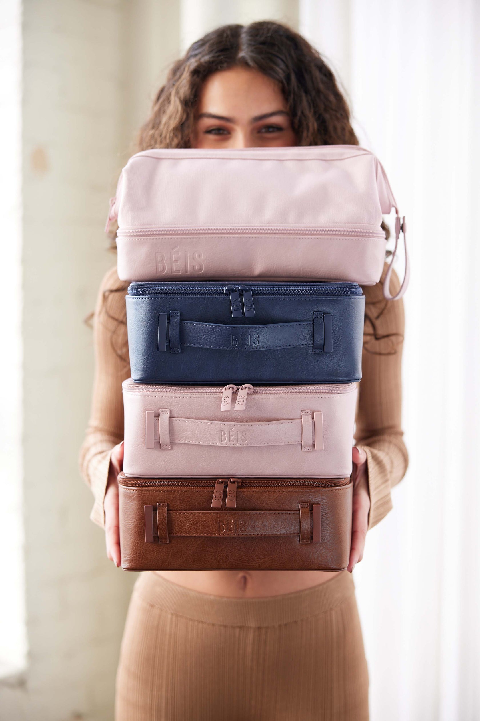 Béis 'The Cosmetic Case' In Maple - Brown Makeup Organizer & Travel Case