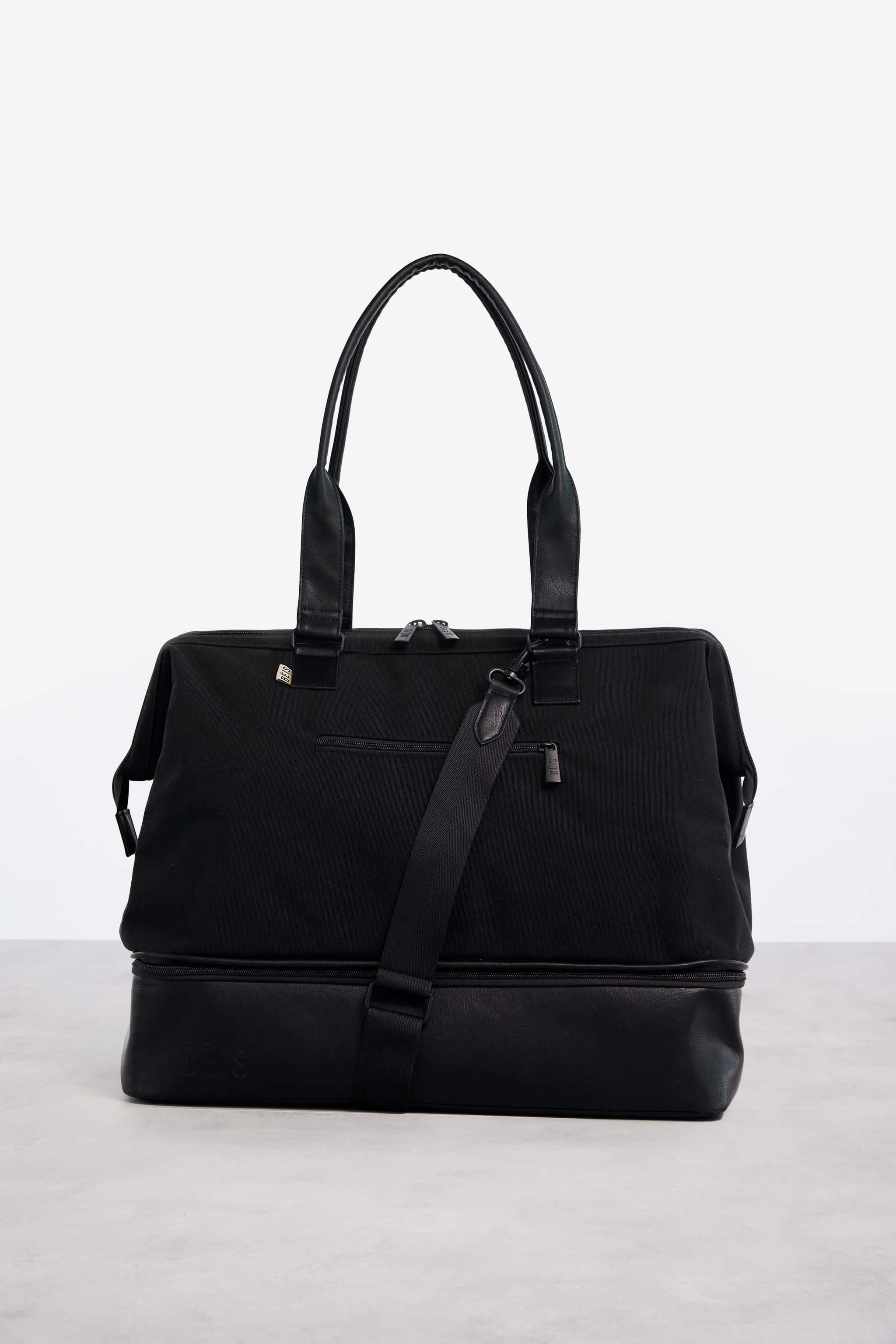 BÉIS 'The Convertible Weekender' in Black - Small Weekend Bag ...