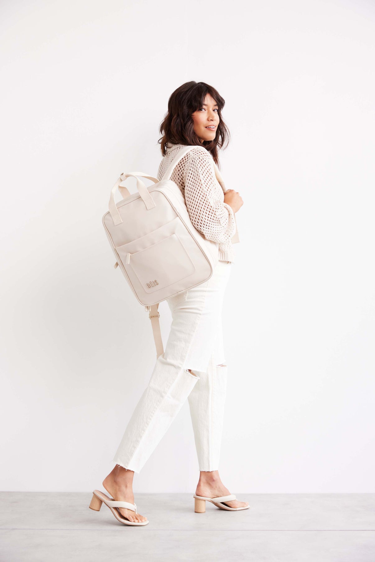 BÉIS 'The Expandable Backpack' in Beige - Expandable Travel Backpacks