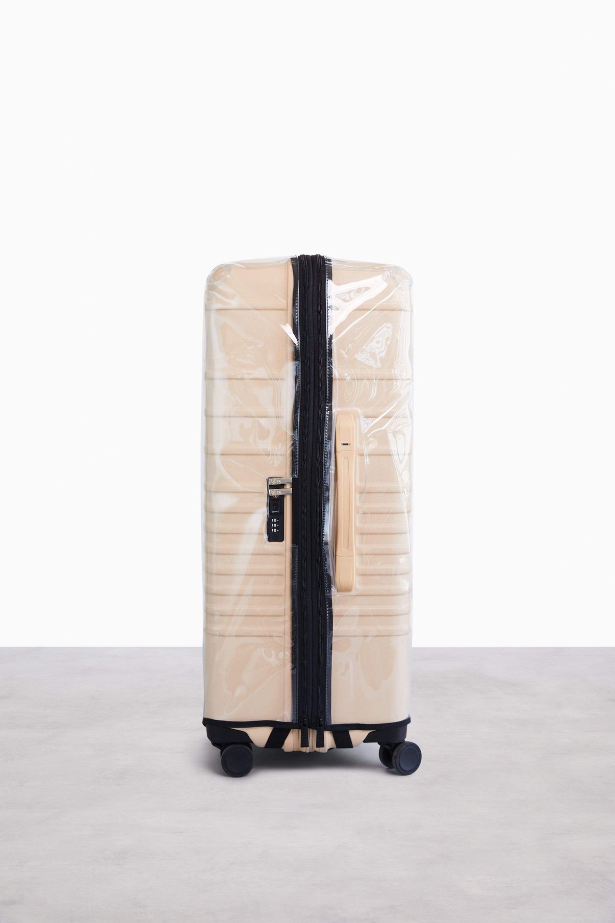 BÉIS 'The Large Check-In Luggage Cover' - Clear 29" Luggage Cover Protector