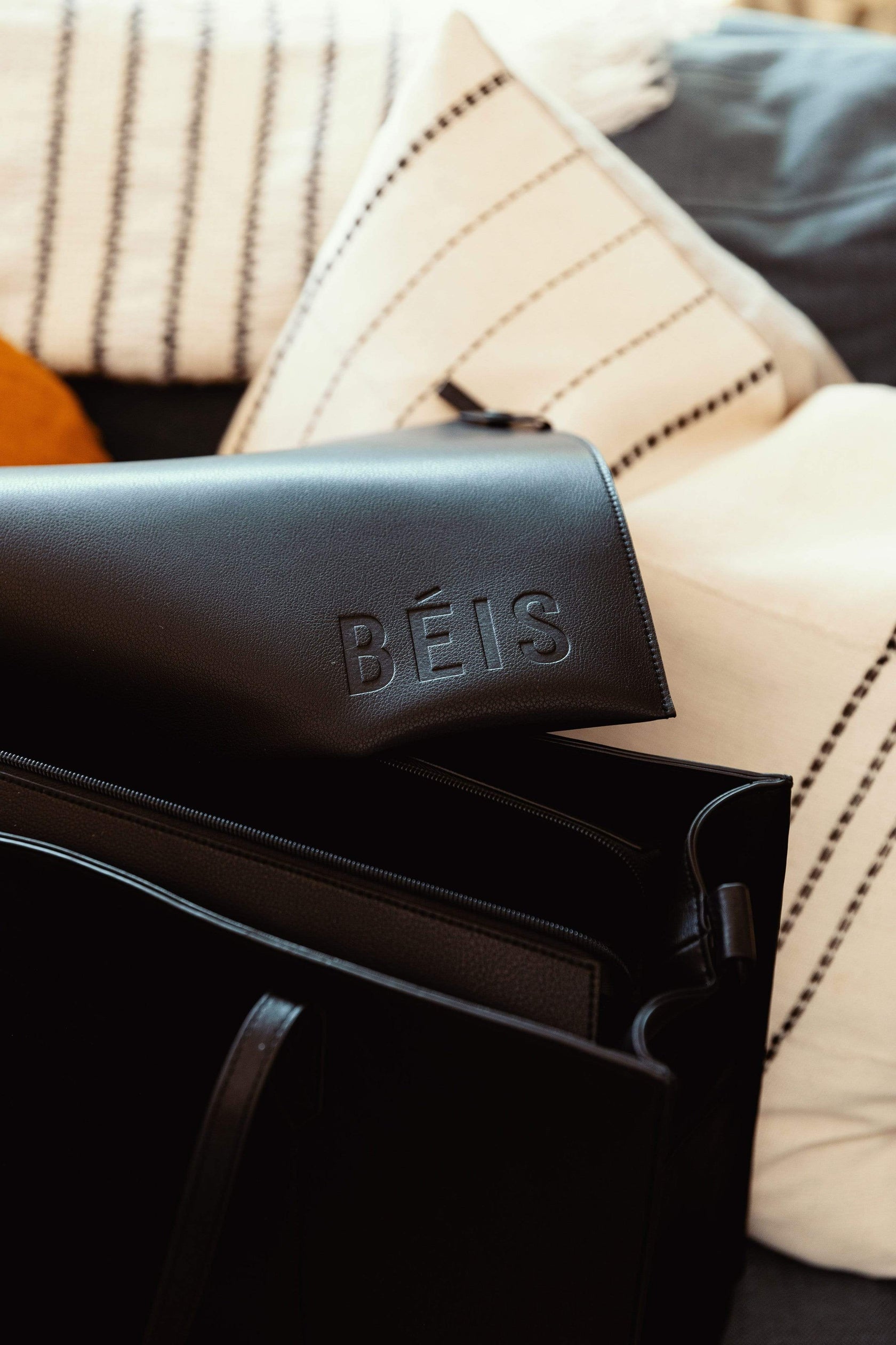 BÉIS 'The Large Work Tote' in Black - Womens Large Laptop Bag In Black