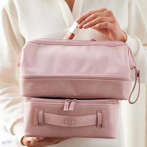 BÉIS 'The Dopp Kit' In Atlas Pink - Pink Travel Toiletry Bag & Toiletry Kit