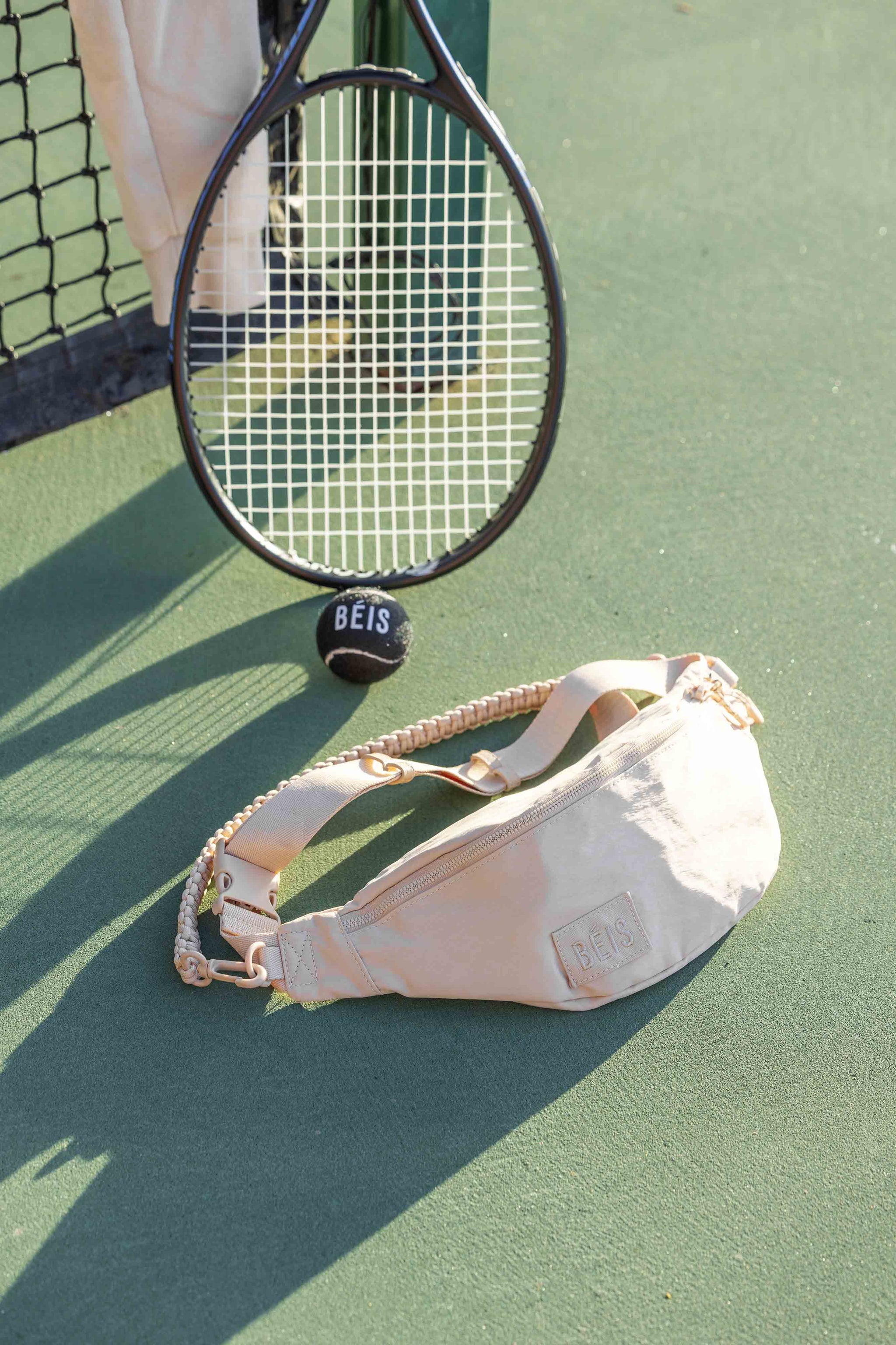 BÉIS 'The Sport Pack' in Beige - Athletic Fanny Pack For Sports